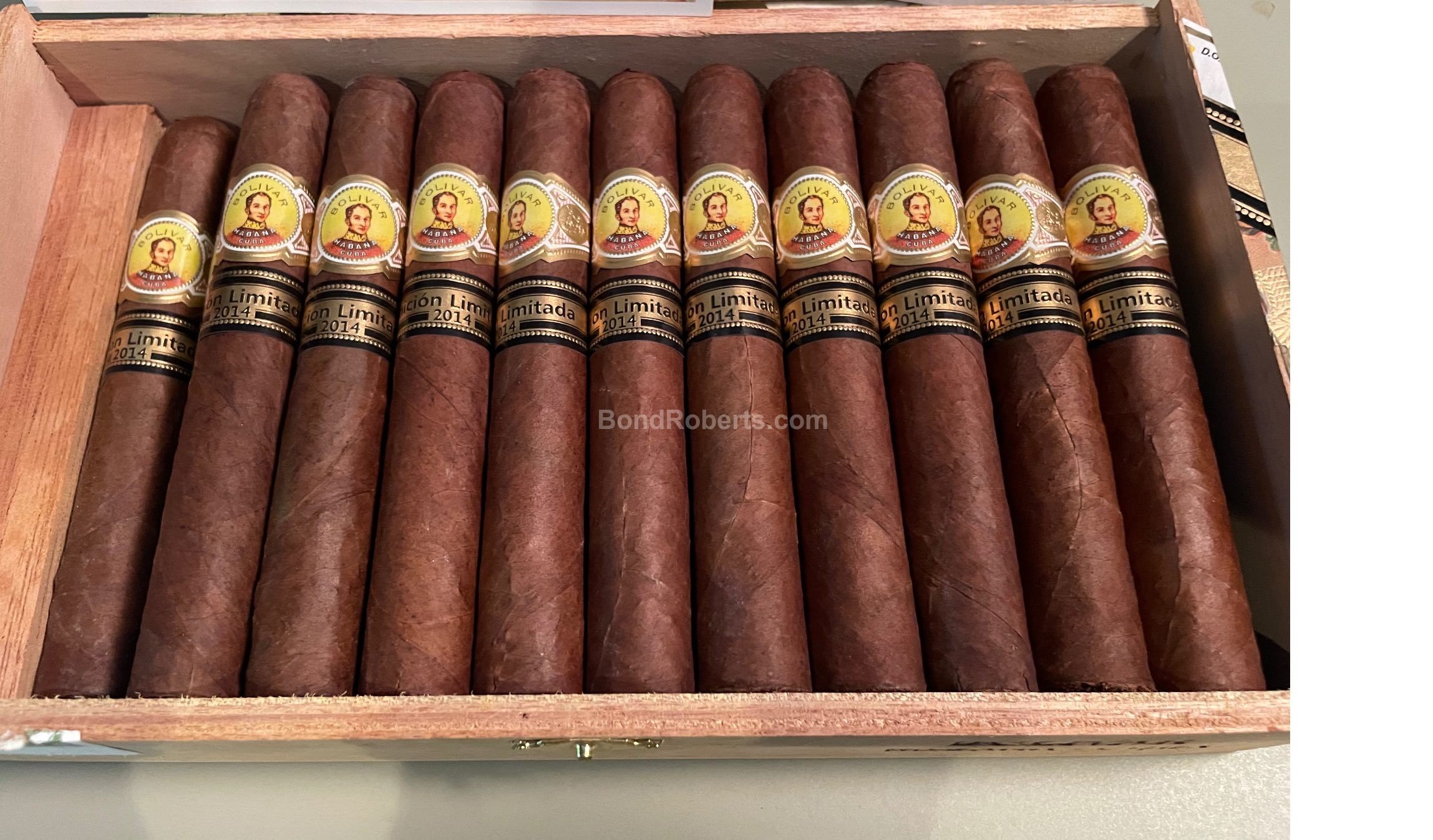 Bolívar Super Coronas Edición Limitada 2014 Semi Boite Nature Box of 25 ...