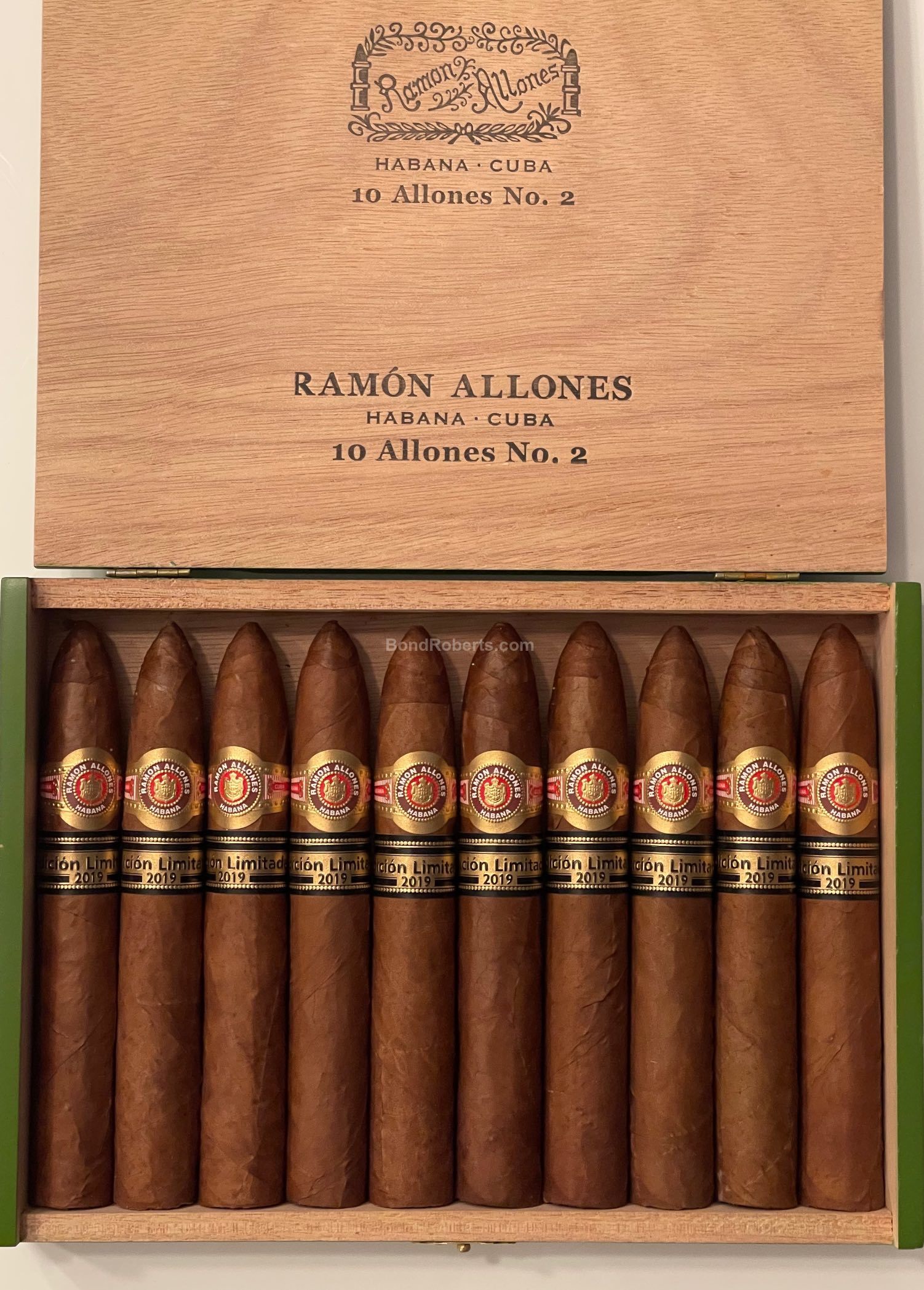Ramón Allones Allones No. 2 Edición Limitada 2019 Luxury box of 10 ...