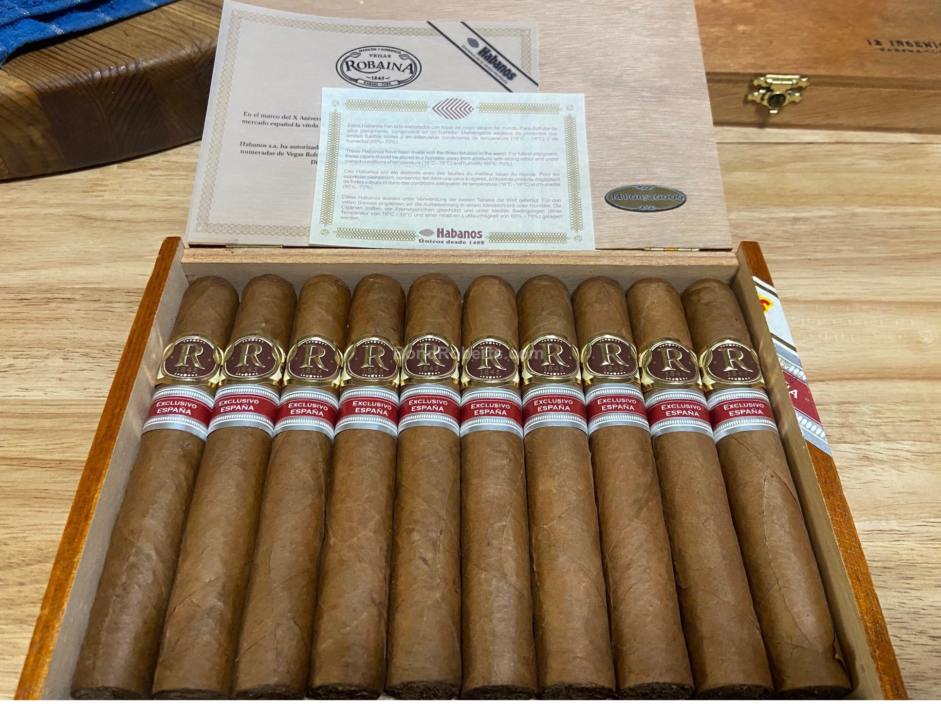 Vegas Robaina Maestros Edición Regional España 2007 Varnished Boîte ...