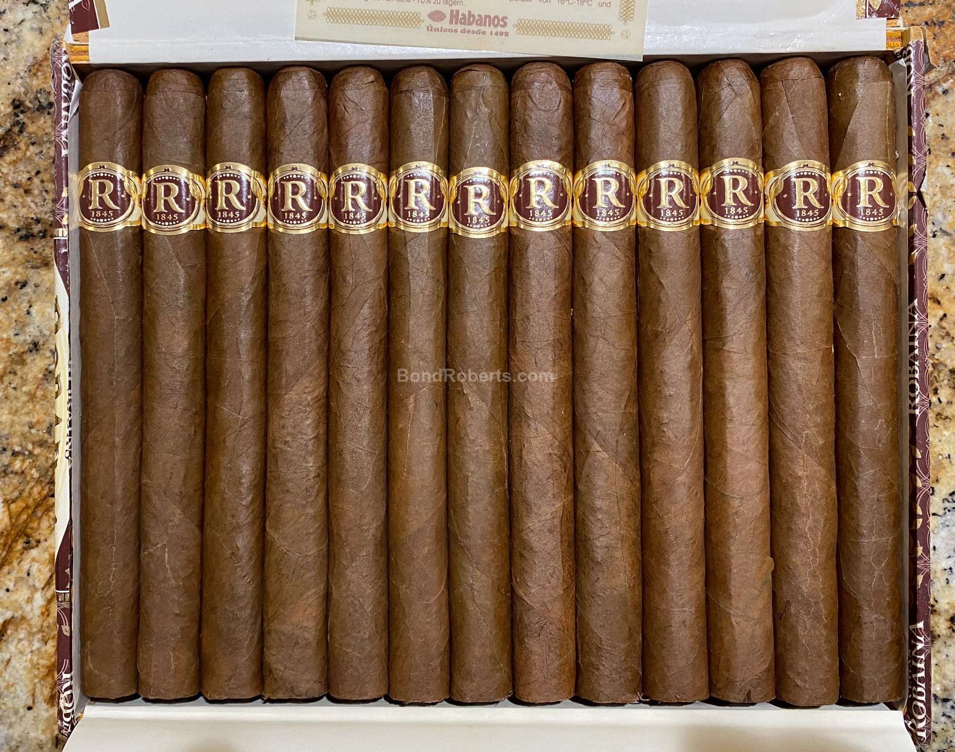 Vegas Robaina Don Alejandro 1999 Dress Box of 25 cigars 5660