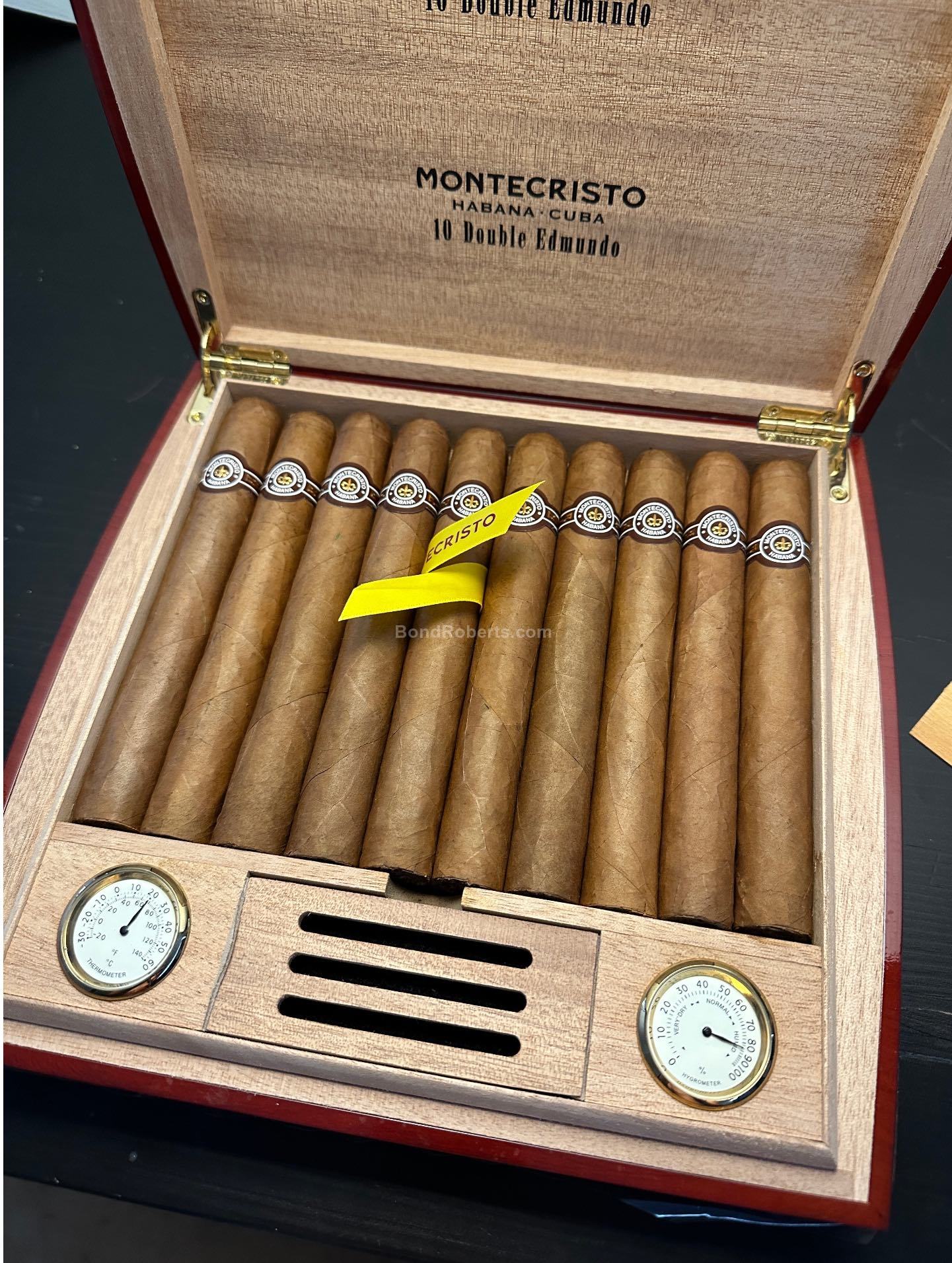 Montecristo Double Edmundo Travel Humidor 2019 Humidor of 10 cigars 21197