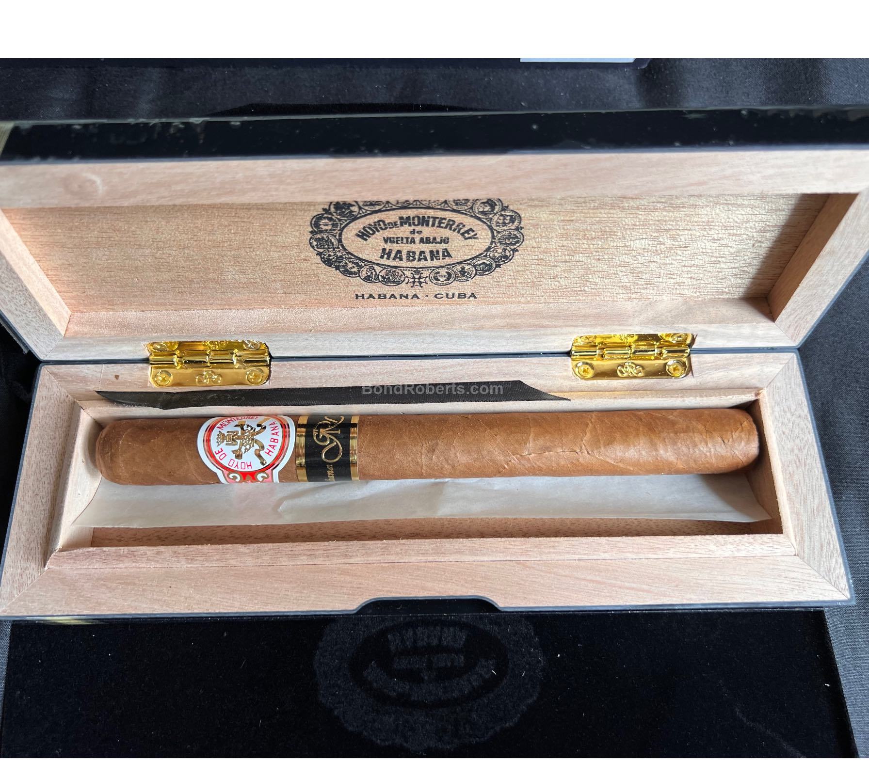 Hoyo de Monterrey Double Corona Gran Reserva Cosecha 2013, Habanos ...